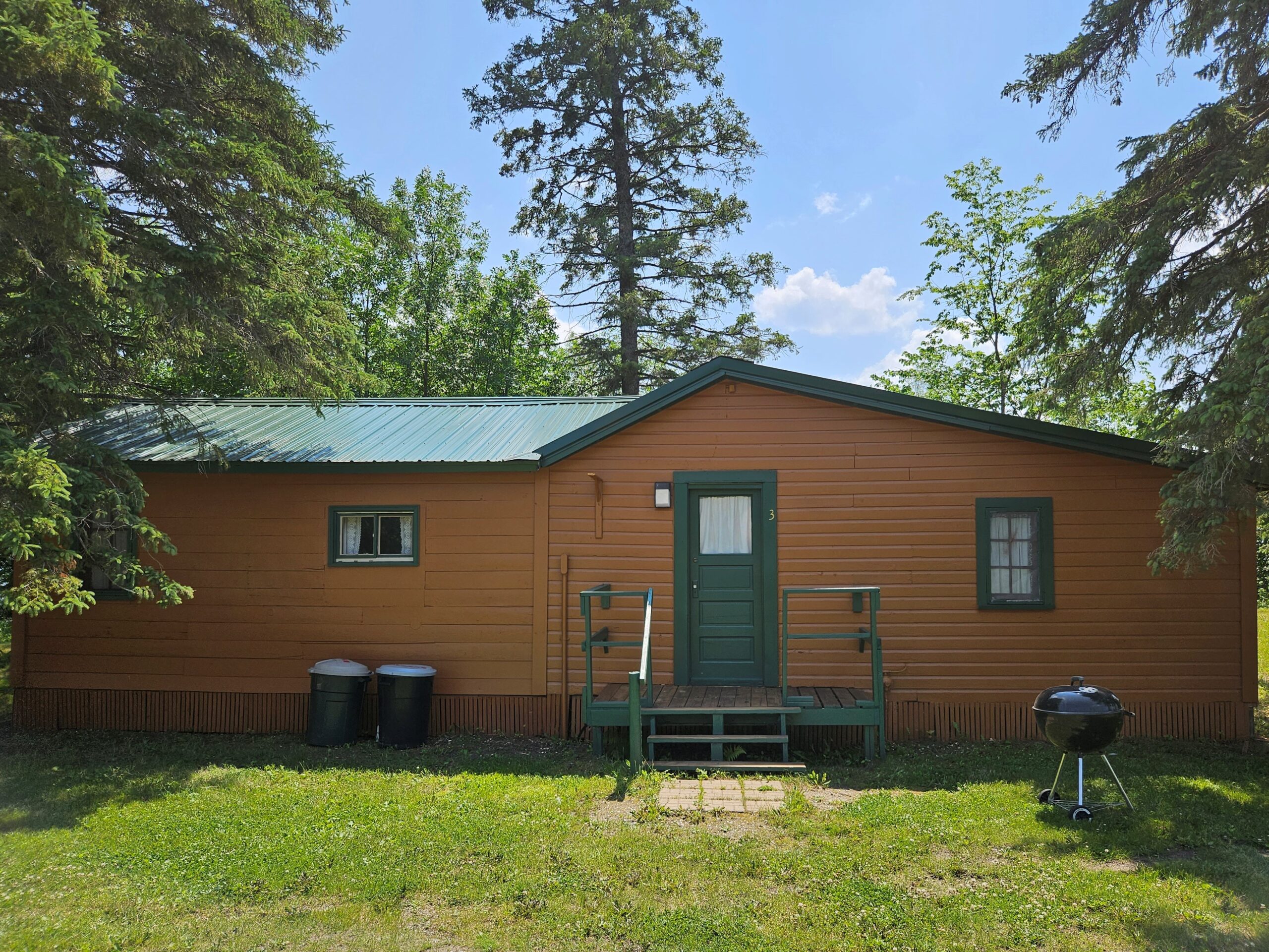 Cabin 3 - Eagle Ridge Resort - Bemidji MN